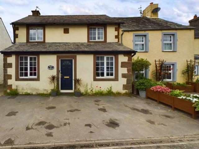 2 Bedroom Semi Detached House