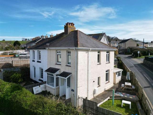 2 Bedroom Semi Detached House