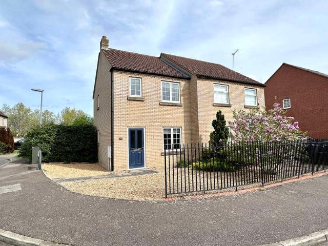 2 Bedroom Semi Detached House