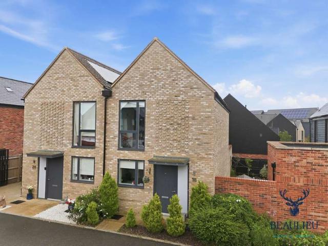 2 Bedroom Semi Detached House
