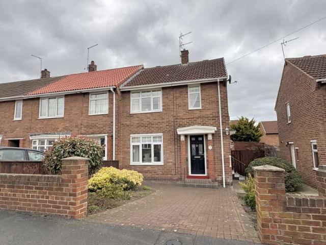 2 Bedroom Semi Detached House