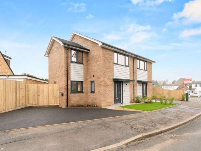 2 Bedroom Semi Detached House
