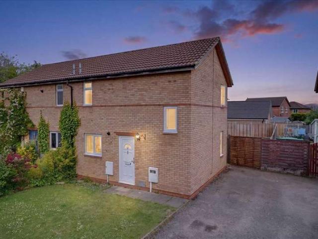 2 Bedroom Semi Detached House