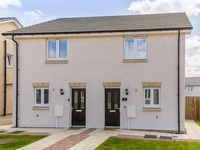 2 Bedroom Semi Detached House