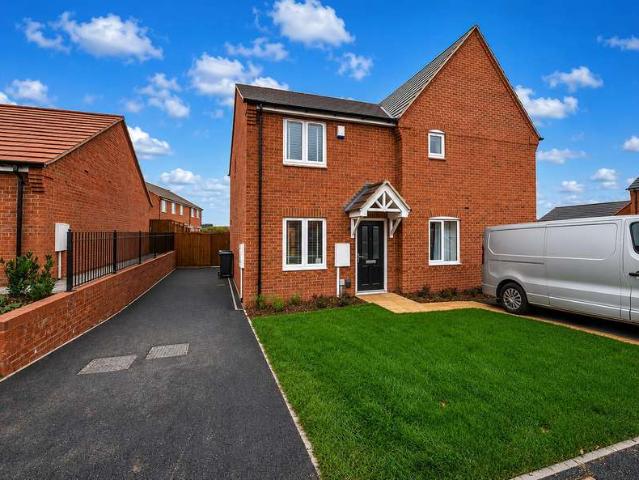 2 Bedroom Semi Detached House