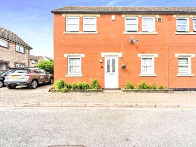 2 Bedroom Semi Detached House