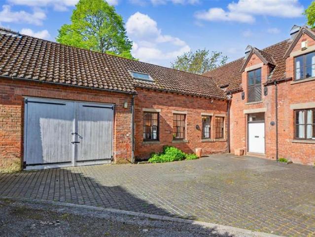 2 Bedroom Semi Detached House