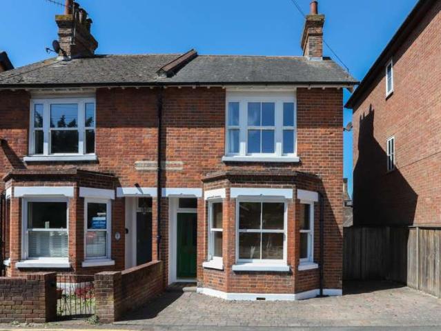 2 Bedroom Semi Detached House