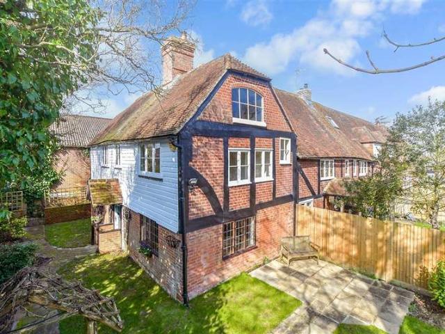 2 Bedroom Semi Detached House