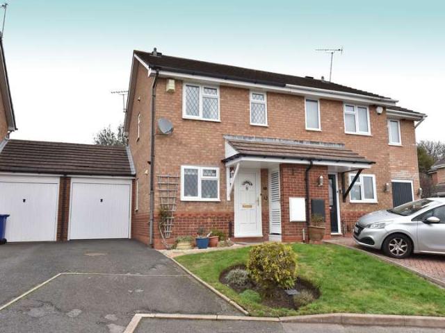 2 Bedroom Semi Detached House