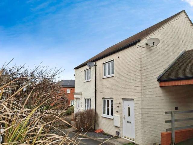 2 Bedroom Semi Detached House