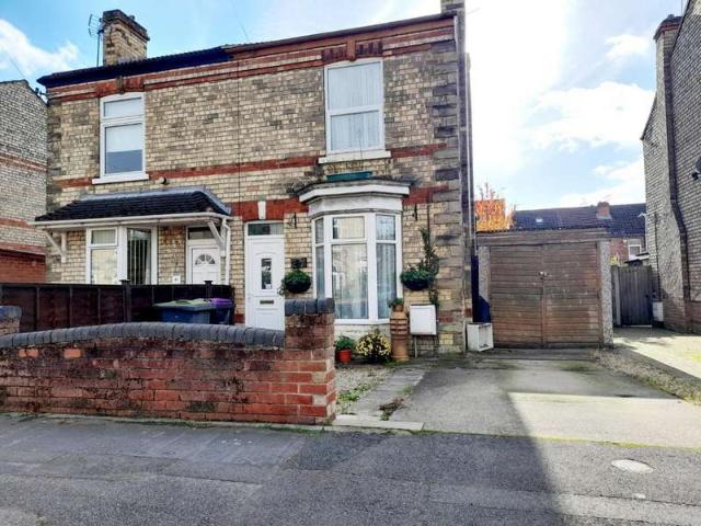 2 Bedroom Semi Detached House