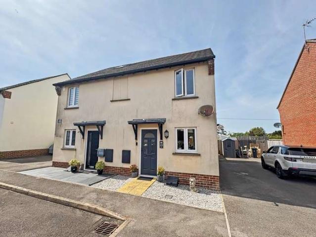 2 Bedroom Semi Detached House