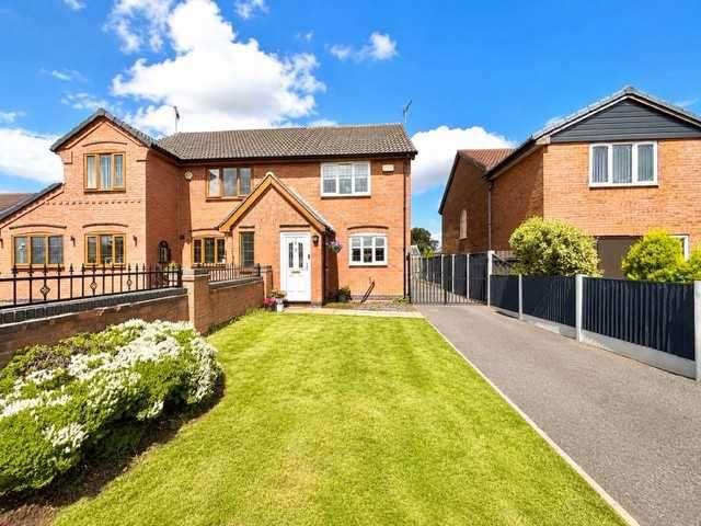 2 Bedroom Semi Detached House