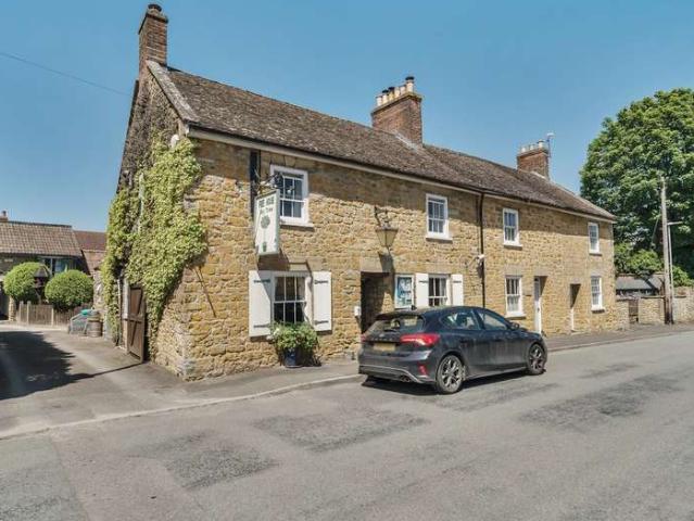 2 Bedroom Semi Detached House
