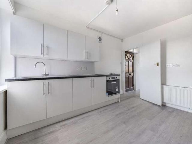 2 Bedroom Semi Detached House
