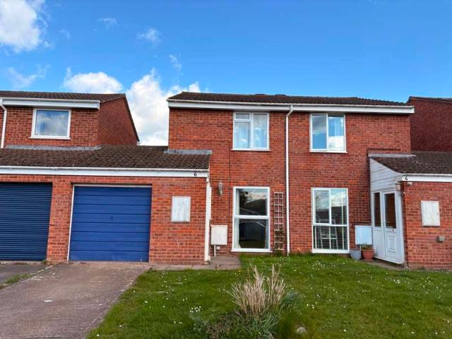2 Bedroom Semi Detached House