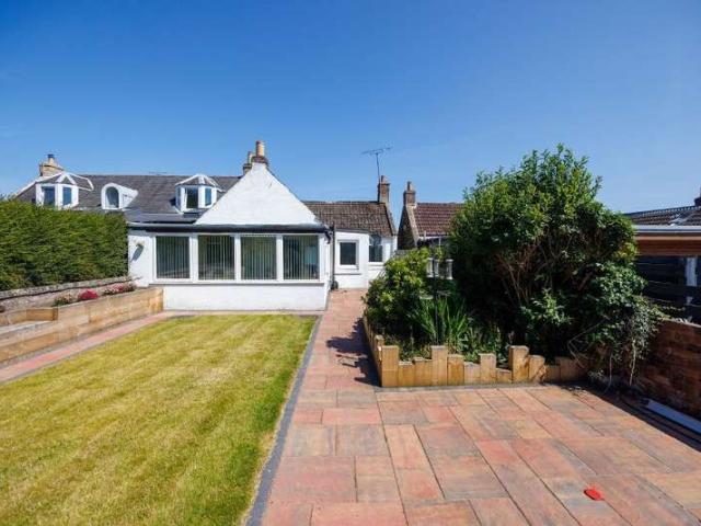 2 Bedroom Semi Detached House