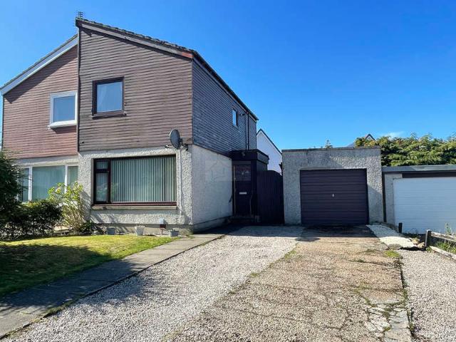 2 Bedroom Semi Detached House