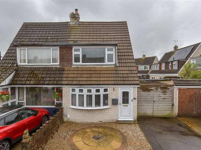 2 Bedroom Semi Detached House
