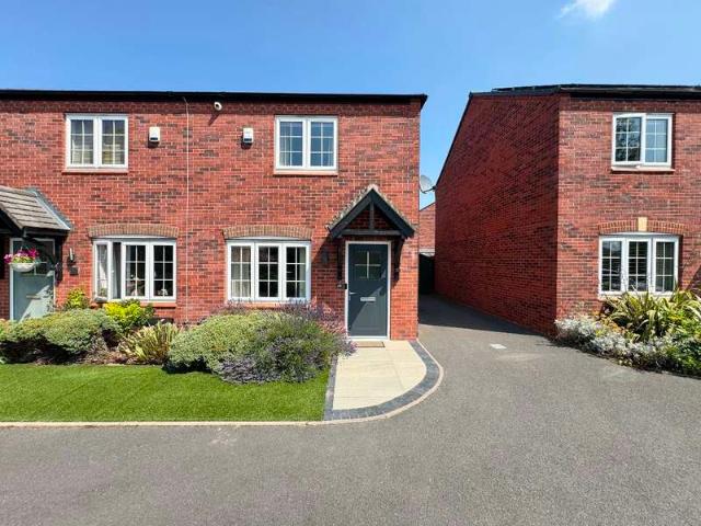 2 Bedroom Semi Detached House