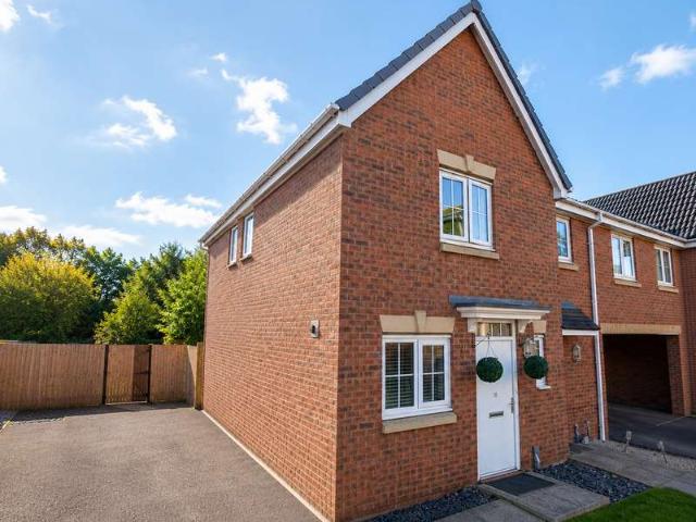 2 Bedroom Semi Detached House