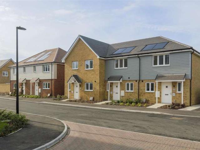2 Bedroom Semi Detached House
