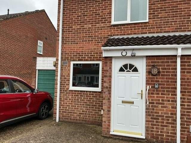 2 Bedroom Semi Detached House