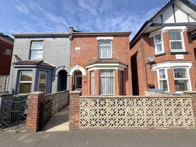 2 Bedroom Semi Detached House