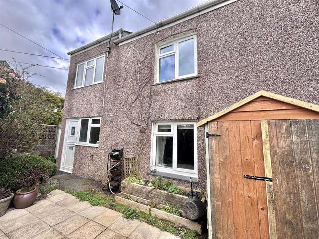 2 Bedroom Semi Detached House