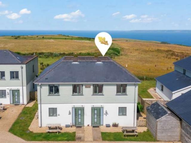 2 Bedroom Semi Detached House