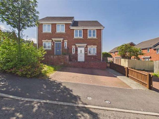 2 Bedroom Semi Detached House
