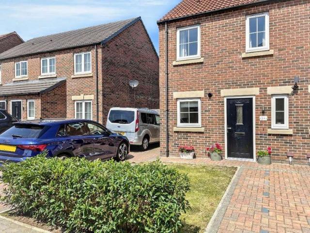 2 Bedroom Semi Detached House