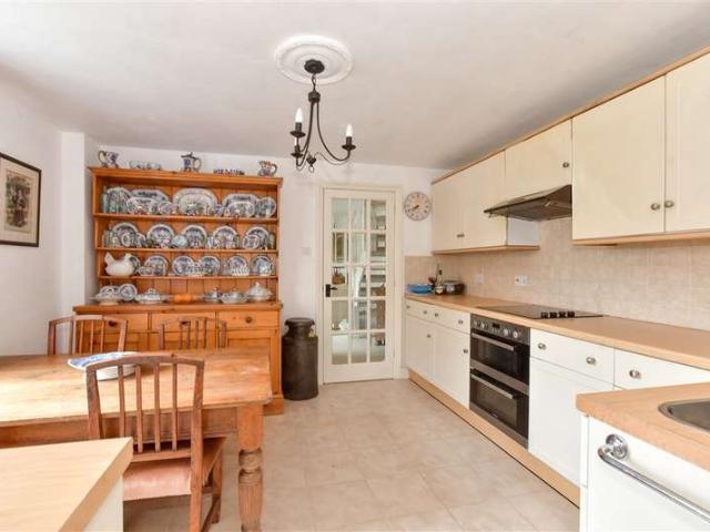 2 Bedroom Semi Detached House