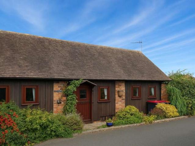 2 Bedroom Semi Detached House