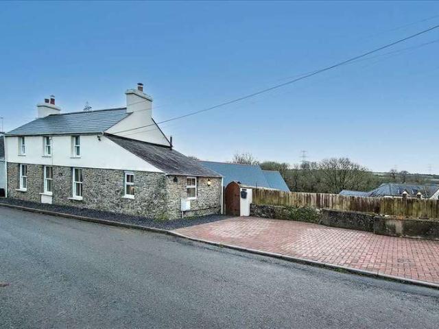 2 Bedroom Semi Detached House