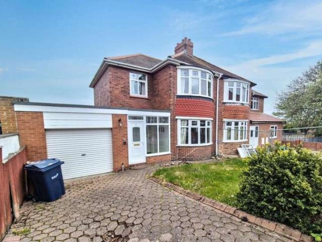 3 Bedroom Semi Detached House