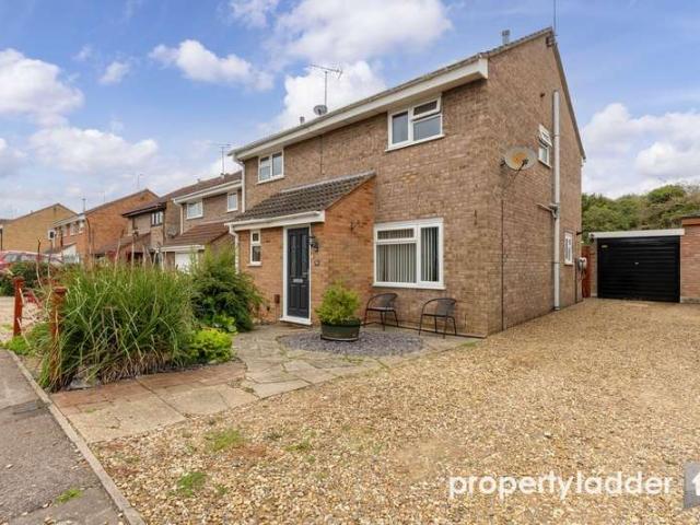 2 Bedroom Semi Detached House