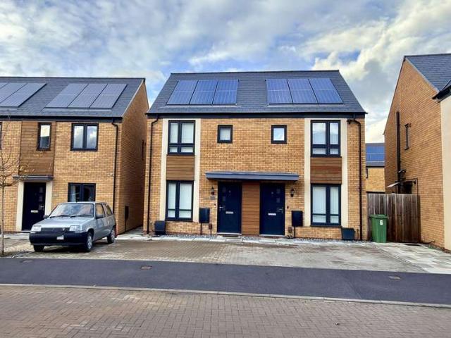 2 Bedroom Semi Detached House