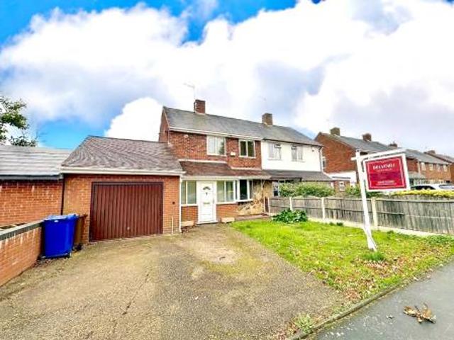 2 bedroom Semi detached house To Let