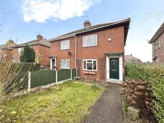 2 bedroom Semi Detached House to rent, Morgan Road, Doncaster.