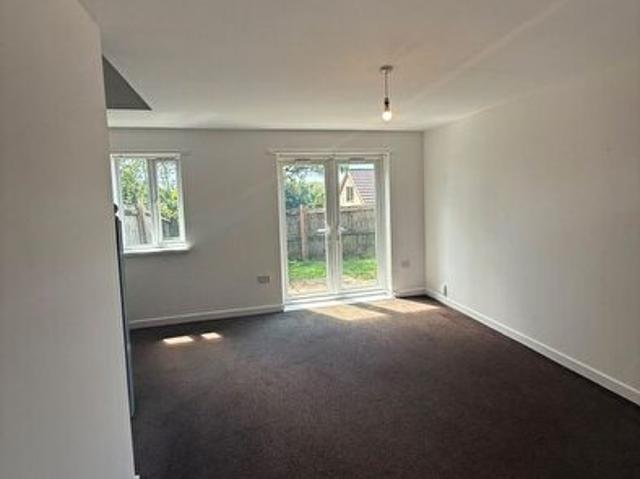 2 Bedroom Semi Detached House To Rent In Neath, SA10