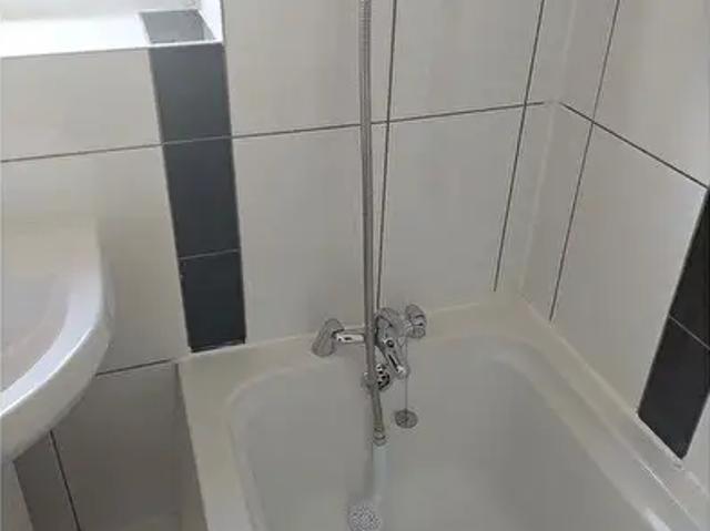 2 Bedroom Semi Detached House To Rent In Bramble Close, Nottingham, NG6