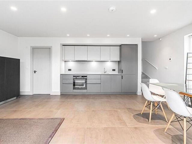 2 Bedroom Semi Detached House To Rent In Brasenose Driftway, Oxford, Oxfordshire, OX4