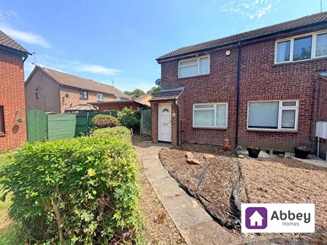 2 Bedroom Semi Detached House To Rent In Castle Fields, Leicester, LE4