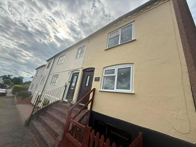 2 Bedroom Semi Detached House To Rent In Clifton Road, Netherseal, DE12