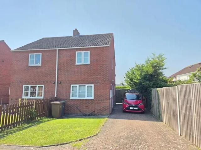2 Bedroom Semi Detached House To Rent In Elmhurst Gardens, Melton Mowbray, LE13