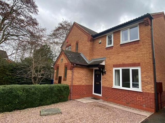 2 Bedroom Semi Detached House To Rent In Huntingdon Close, Tamworth, B78