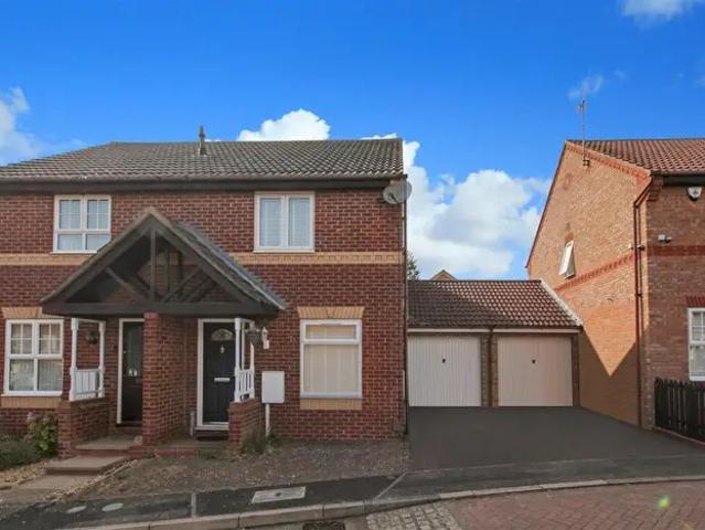 2 Bedroom Semi Detached House To Rent In, Lupin Close, Kettering, NN16