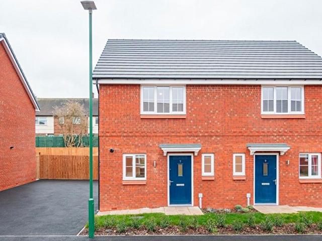 2 Bedroom Semi Detached House To Rent In Padstow, Nottingham, NG5